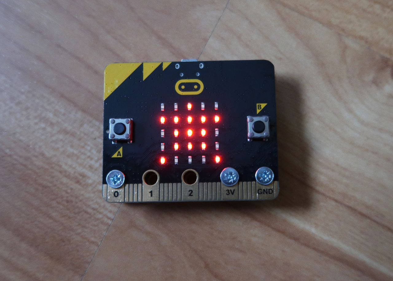 Homemade Christmas Jumper with the micro:bit | Tech Age Kids ...