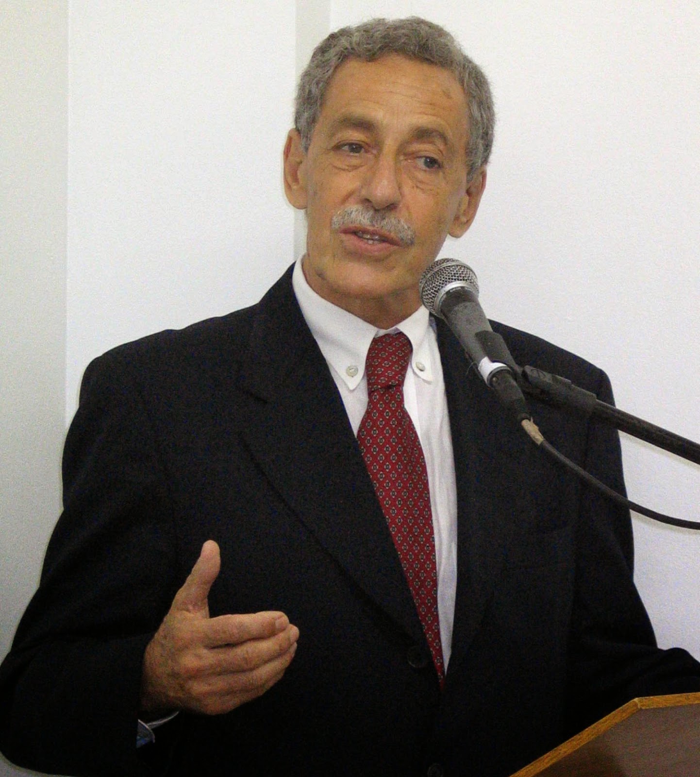 Decretado luto oficial pela morte de Nilton Rogério Neves