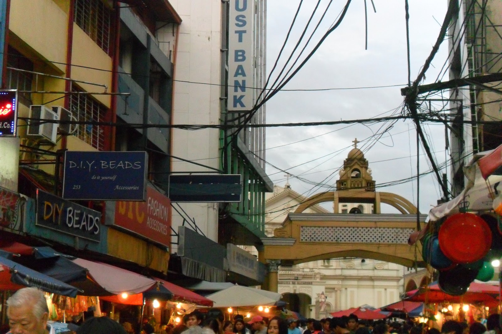 Craftaholic Pinay: Bead Haven: Villalobos Street Quiapo