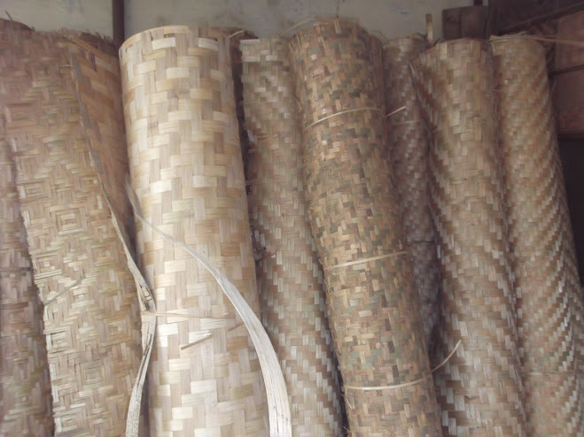 bilik bambu 081902730454: gedeg bambu bilik bambu 081902730454