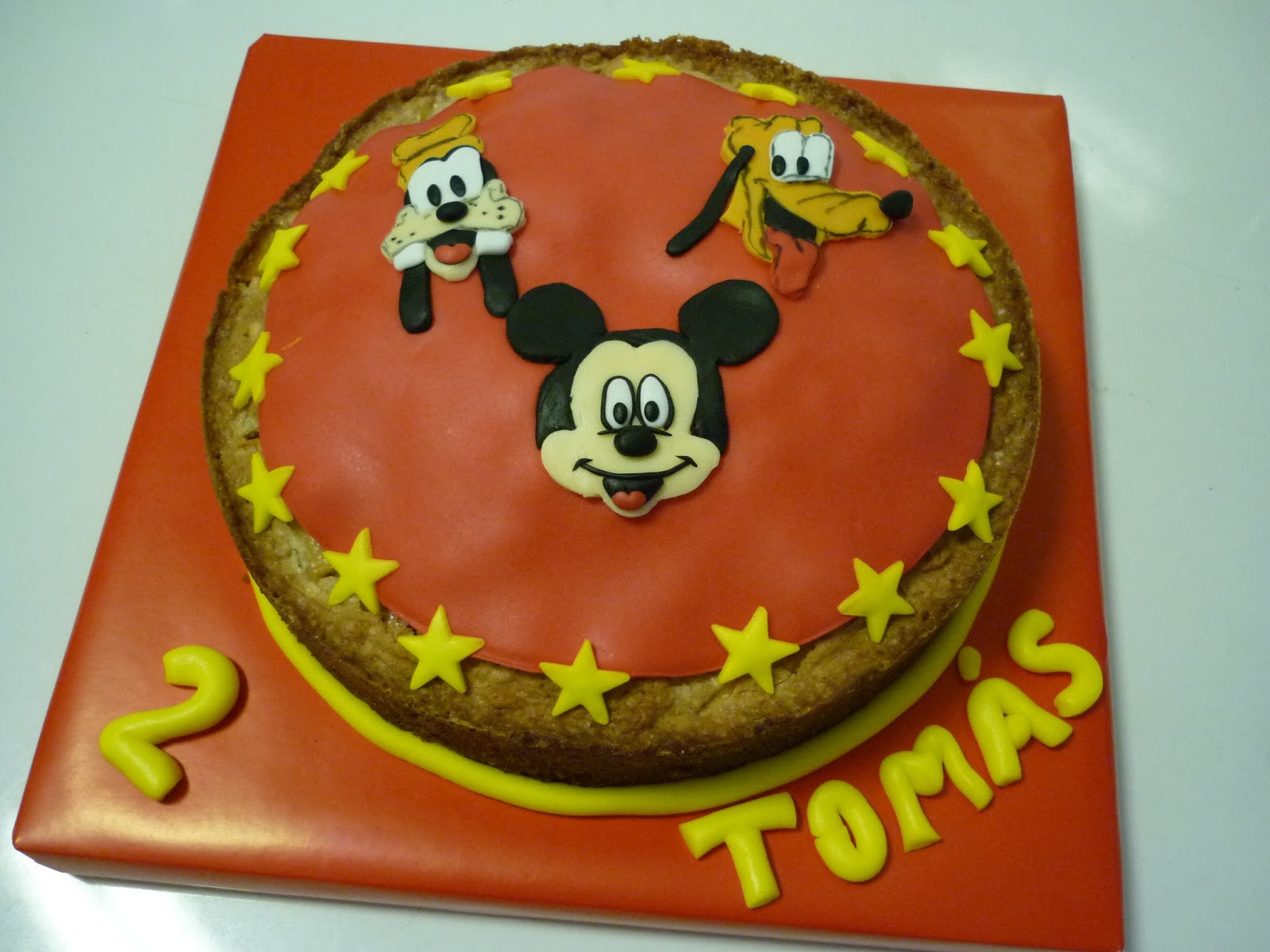 IdeiasDocinhas: Bolo Disney Simples