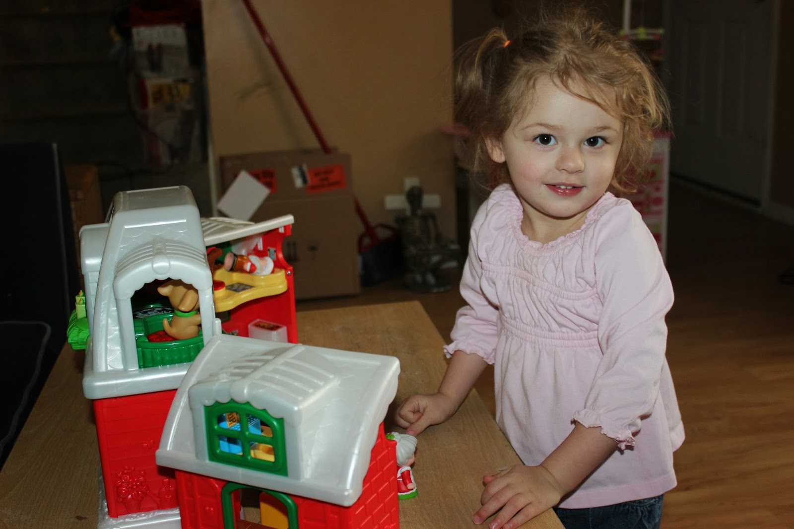 Nikki and Jared: Crazy Christopher - Dec 1 - Topher's Gift to Lexi