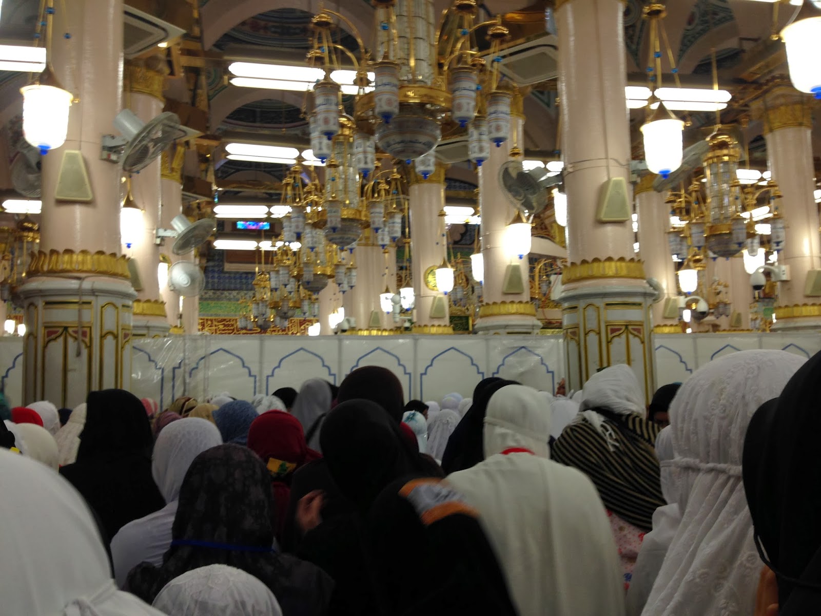 Travelog Umrah : Part 5 : Raudhah | ..i heart us..