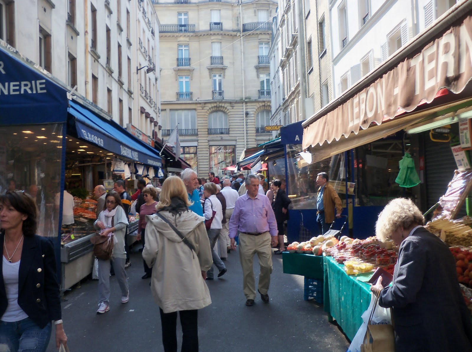 Foodies in the Czech Republic, 2010-2011: The Farmer's Market, la Rue ...