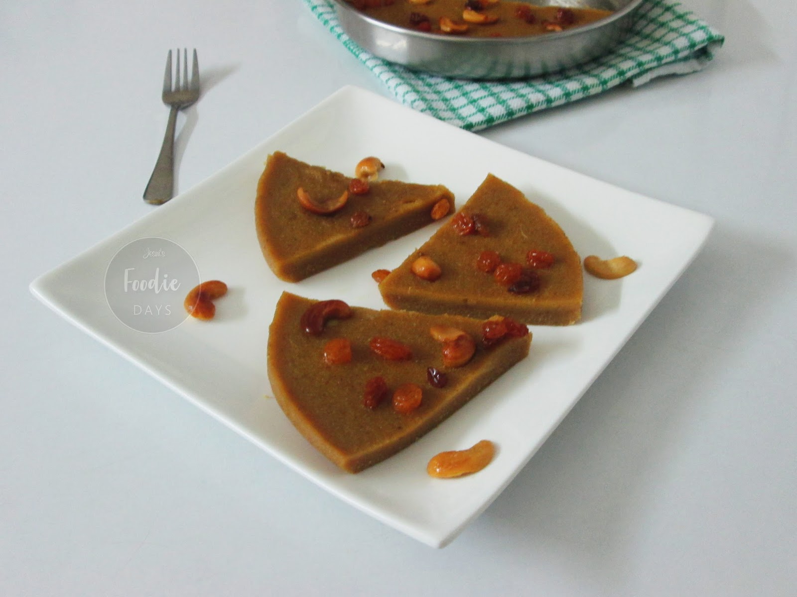 Steamed plate cake recipe with Amrutham podi | Nutri mix powder recipe ...