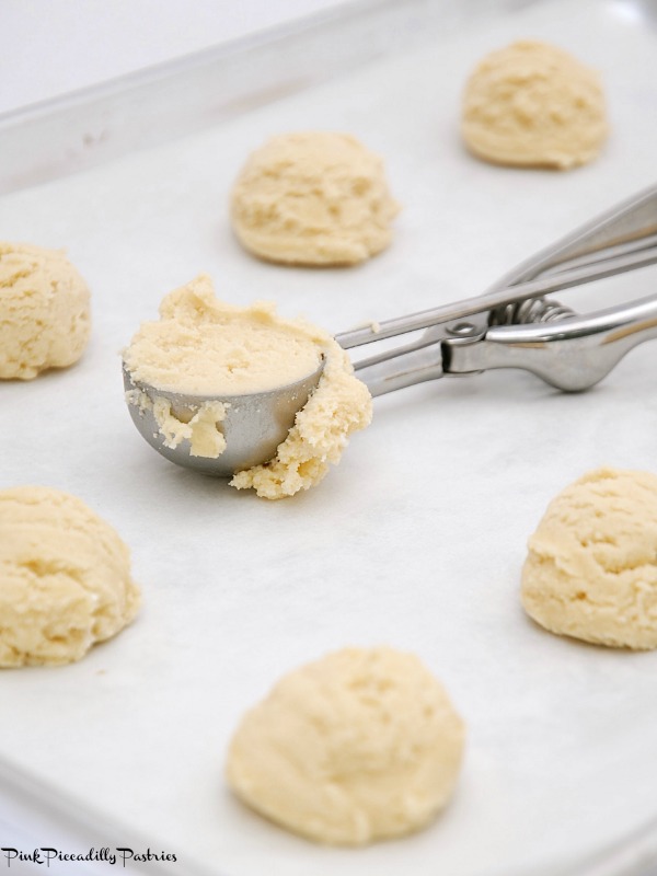 Pink Piccadilly Pastries: Sparkling Blue Ribbon Sugar Cookies