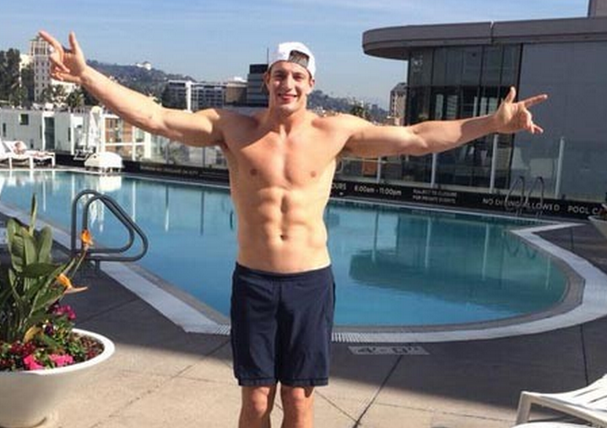Patriots' Rob Gronkowski Breaks Down the Art of Partying With ...