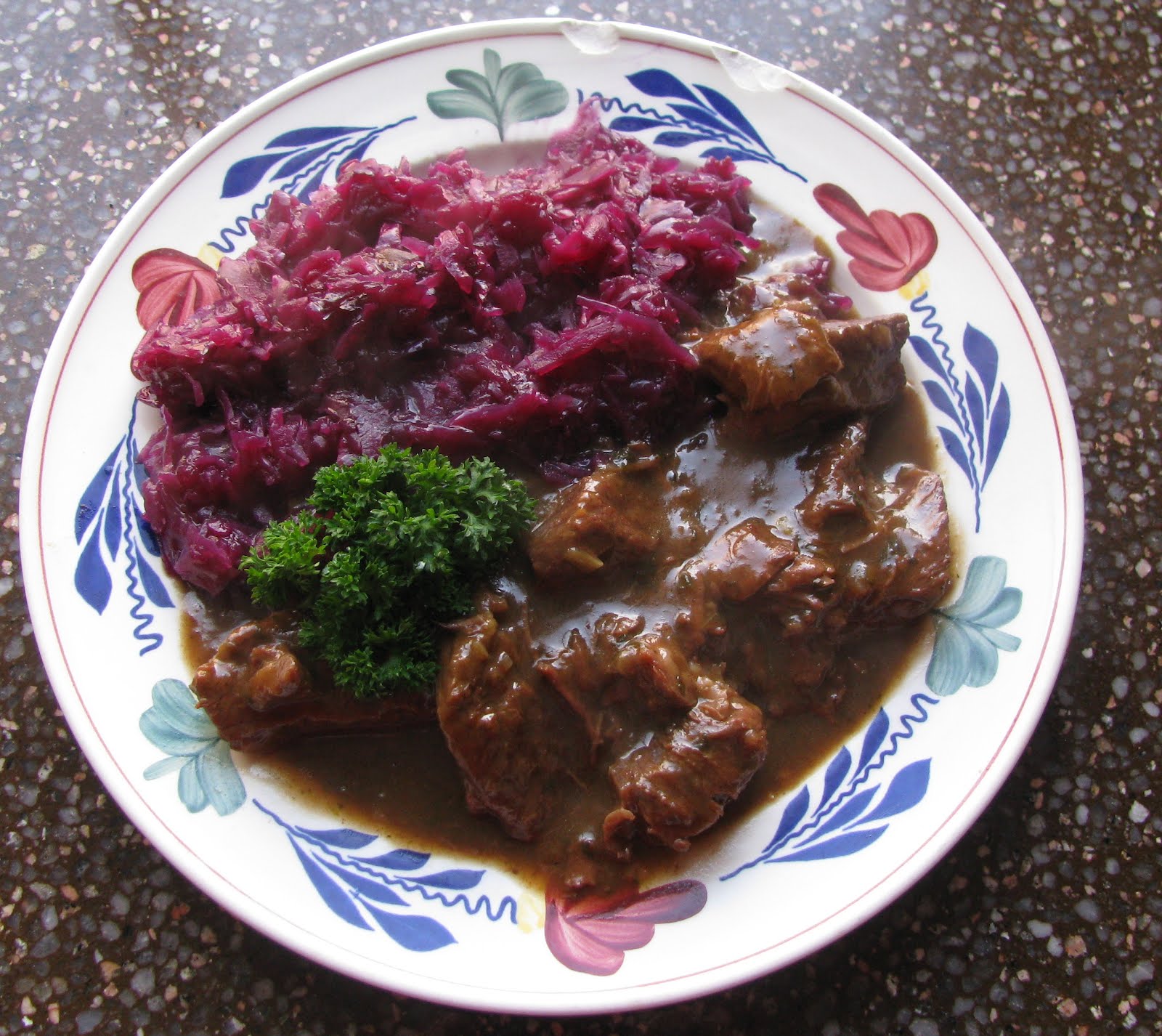 Mangerie?!: Stoofschotel met rundvlees en uien