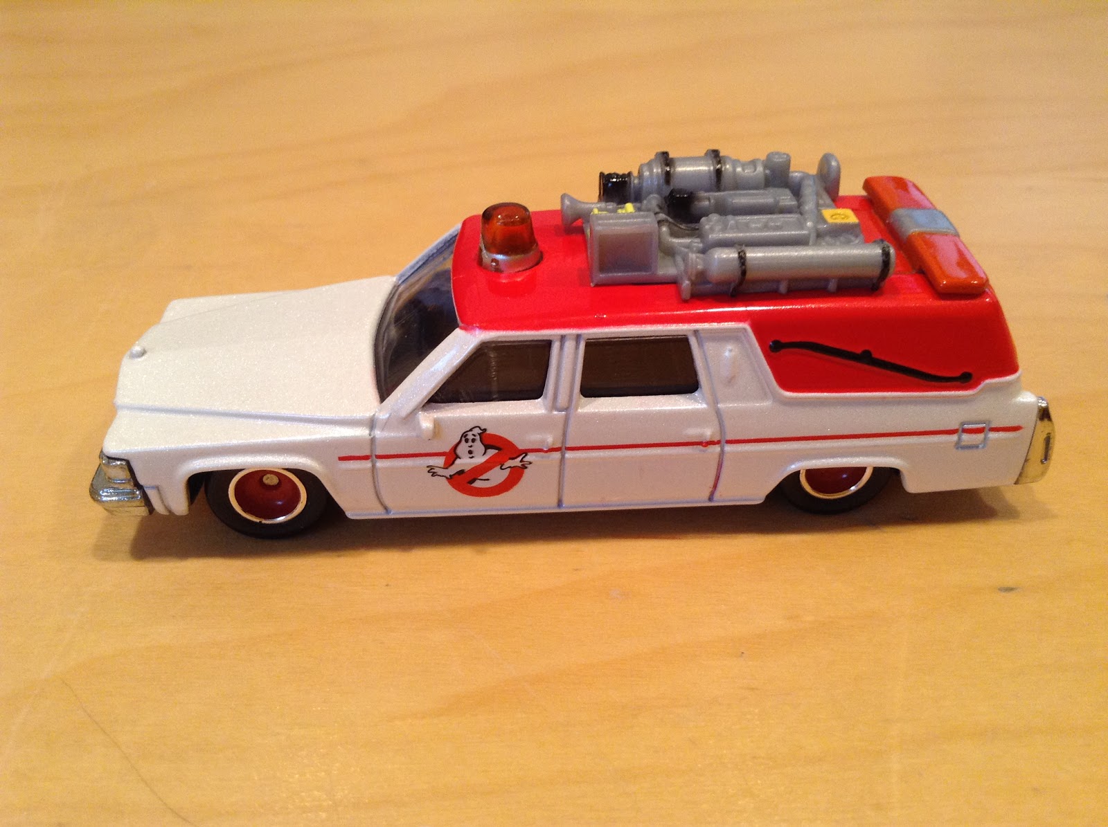 JULIAN'S HOT WHEELS BLOG: 2016 Ghostbusters 2-Pack: Ecto-1 & Ecto-2 ...