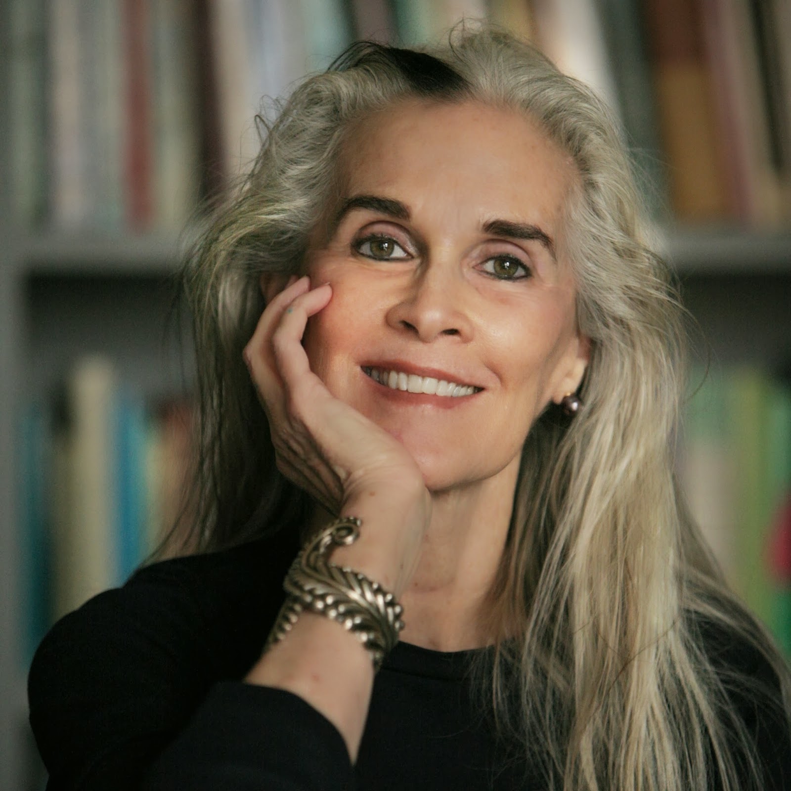 Entrevista a Susanna Moore (La vida de los Objetos) — paseando a miss ...