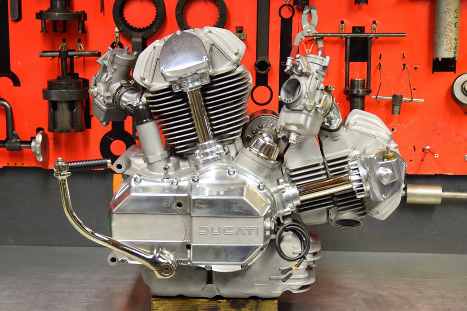 Racing Cafè: Engines - Ducati Darmah 900 SD