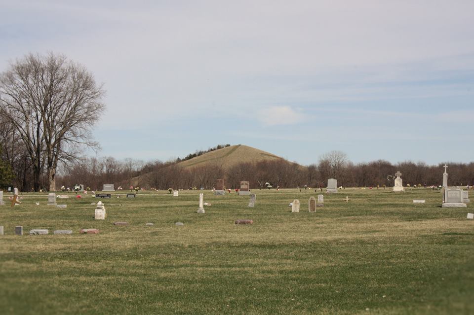 Towns and Nature: Marshall C: Toluca, IL: Coal Mines and Santa Fe Depot