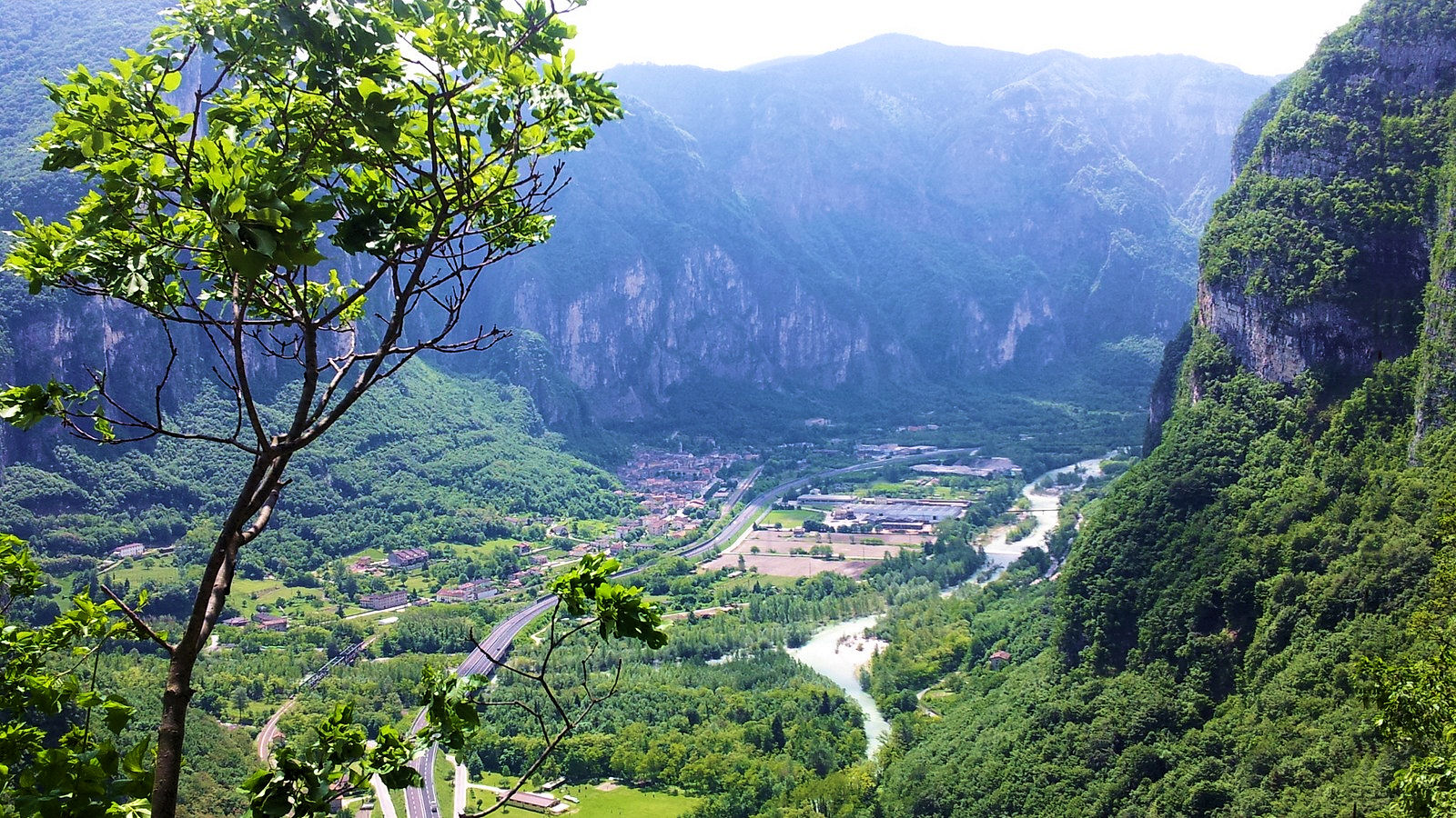 Terre Alte: Valbrenta: a Enego per l'antico sentiero della Piovega
