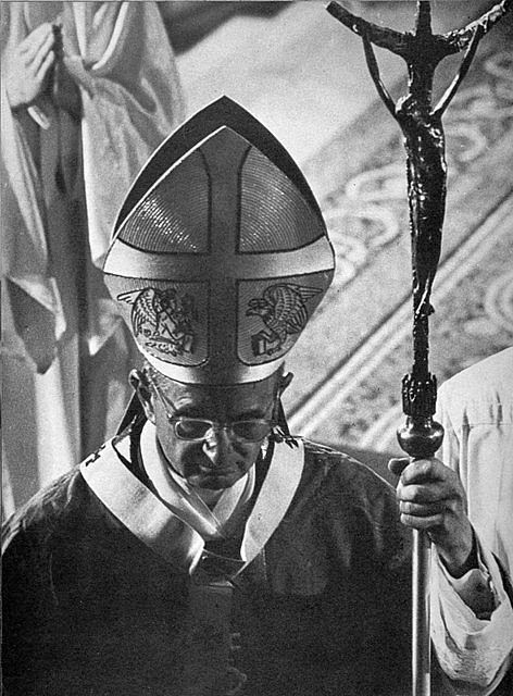 Liturgia Papal: Ferula papal I: Pablo VI