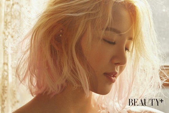 SNSD's HyoYeon for Beauty+ magazine's April issue - Wonderful Generation