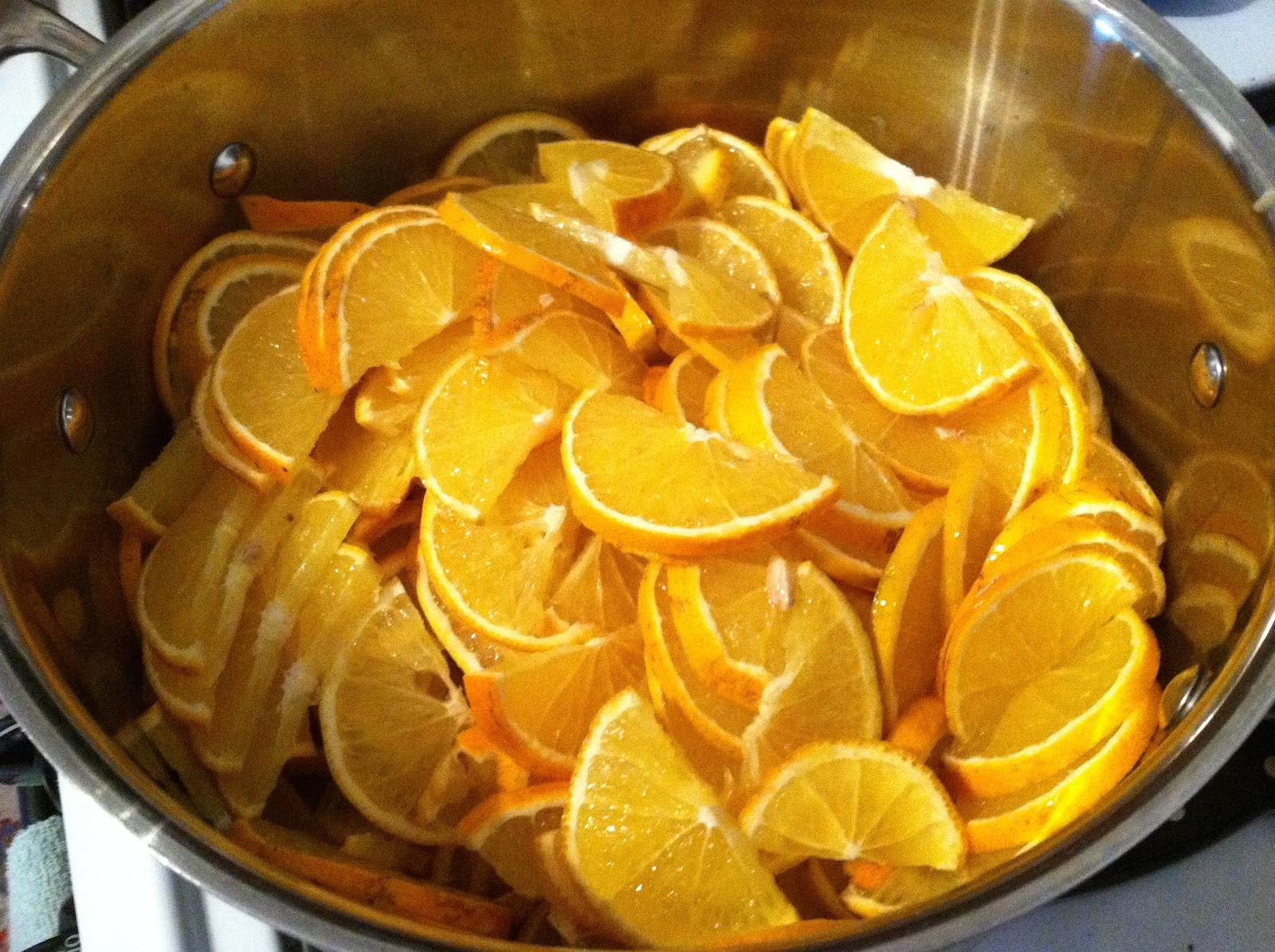 We Like to Cook, and Eat: Fernando's Whole Orange Marmalade