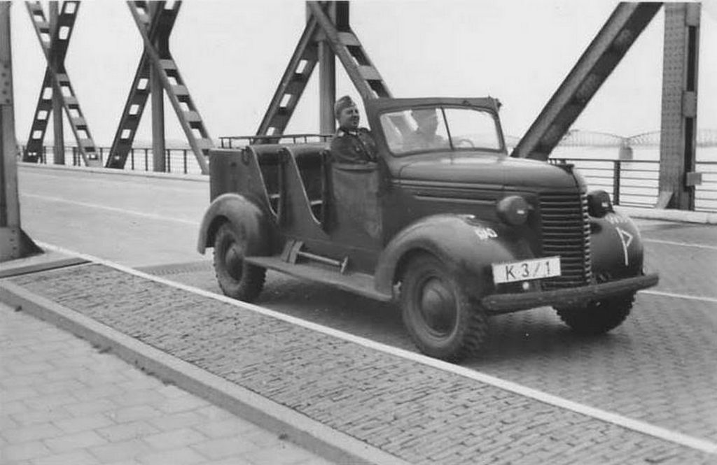 Panzerserra Bunker- Military Scale Models in 1/35 scale: Ford DAF- PAG ...