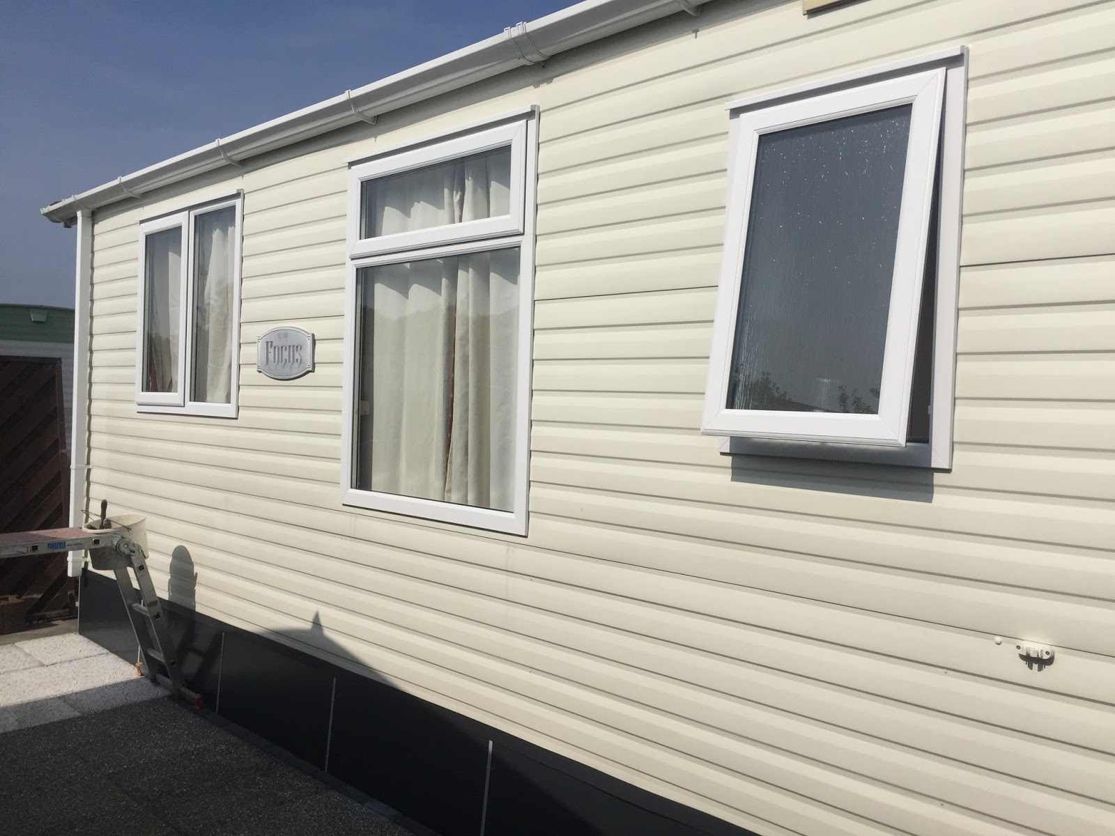 static caravan double glazing window installers in Netherlands, France ...