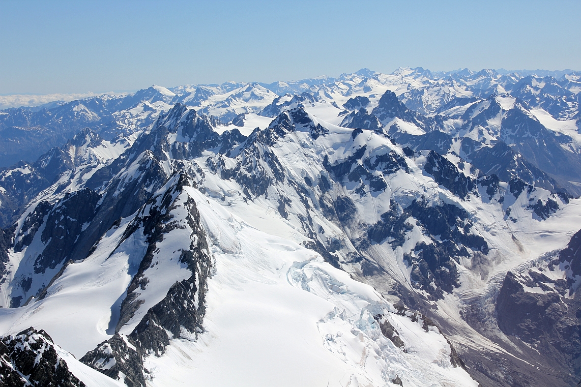 Bob McKerrow - Wayfarer: December 2011