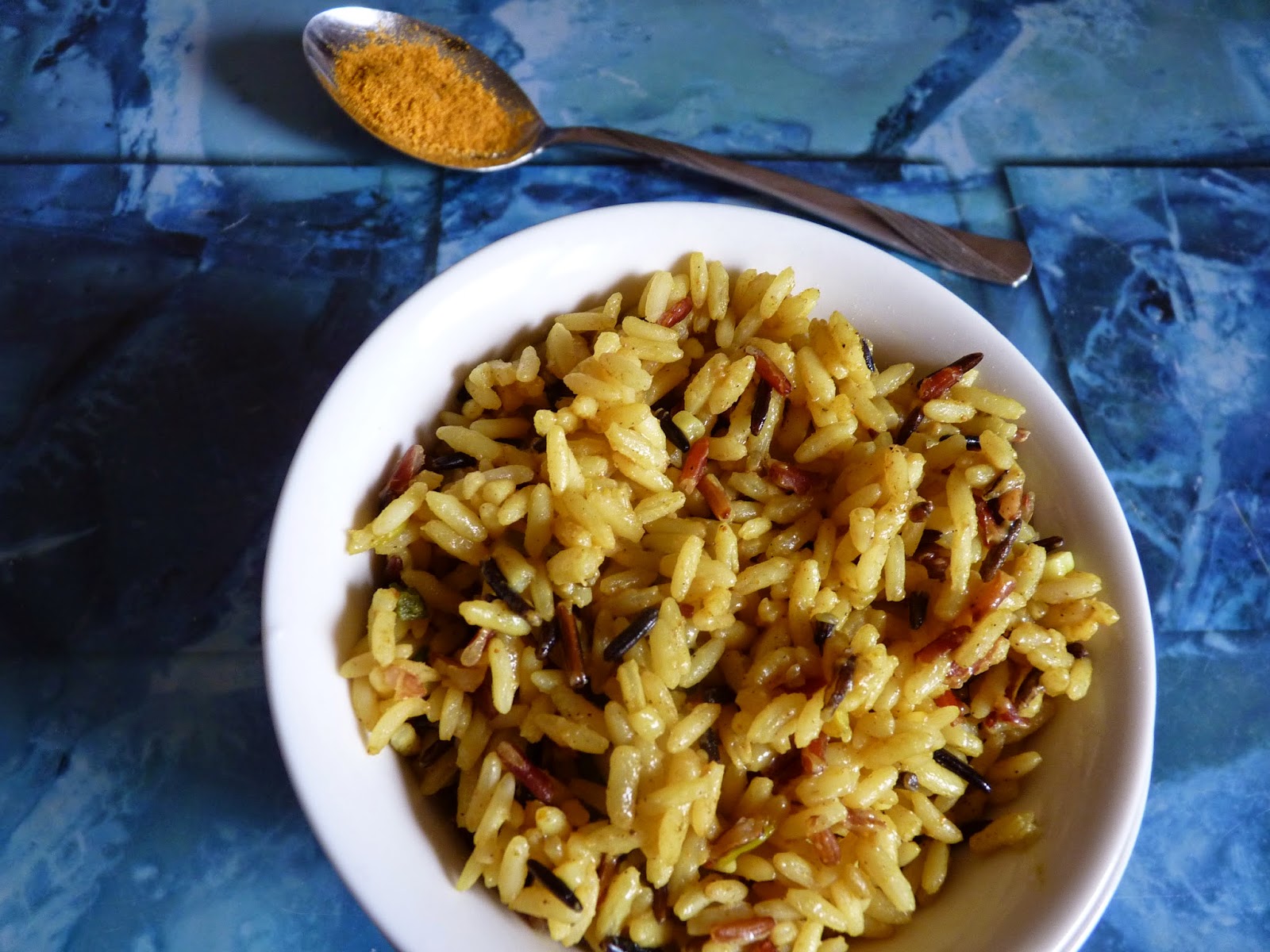 ce mai gatesc fetele: OREZ CU CURRY