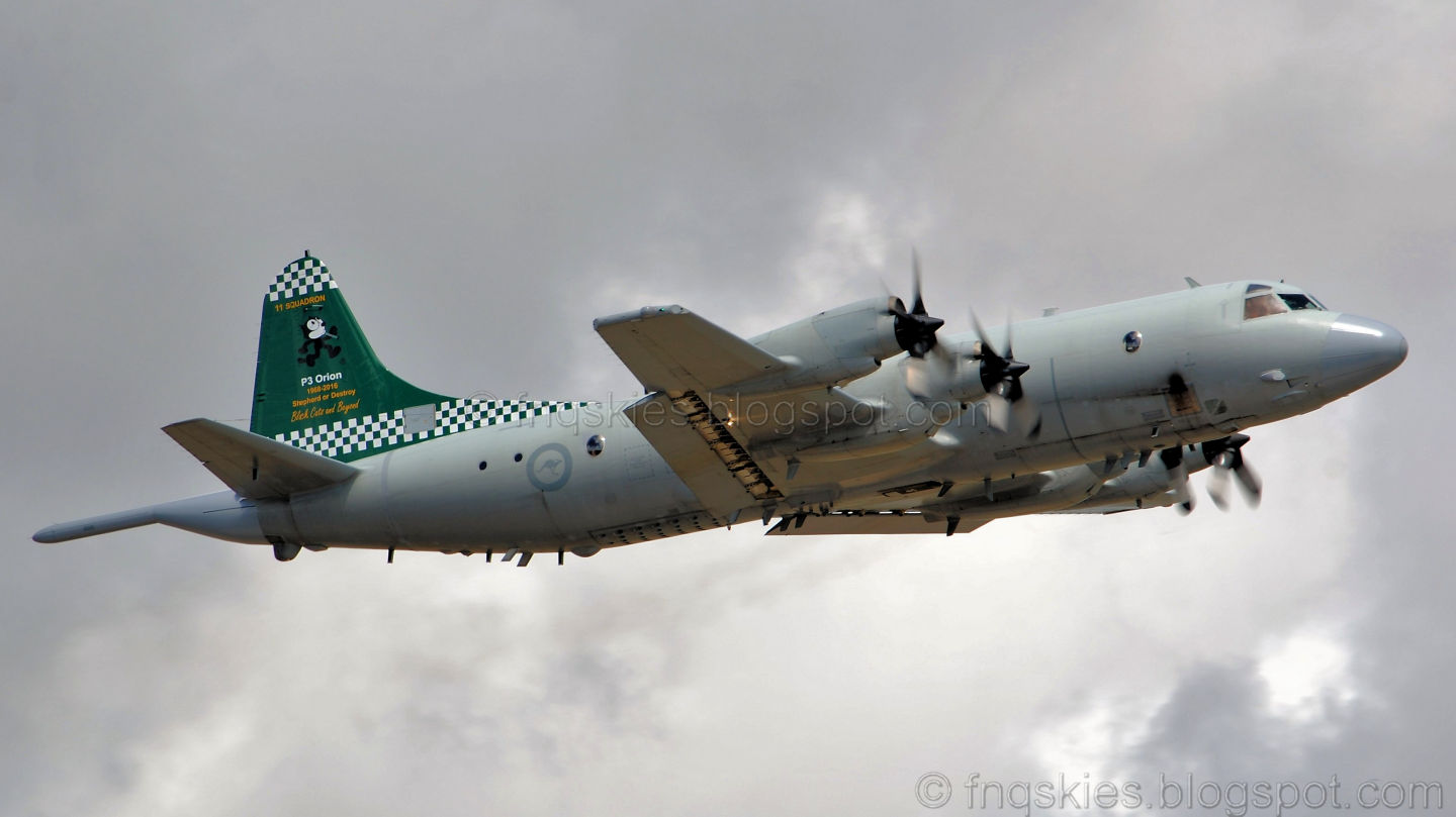 Far North Queensland Skies: RAAF P-3 Orion A9-664 returns