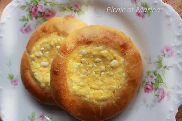 Picnic At Marina: Vatrushka - Russian Cheese Pastry