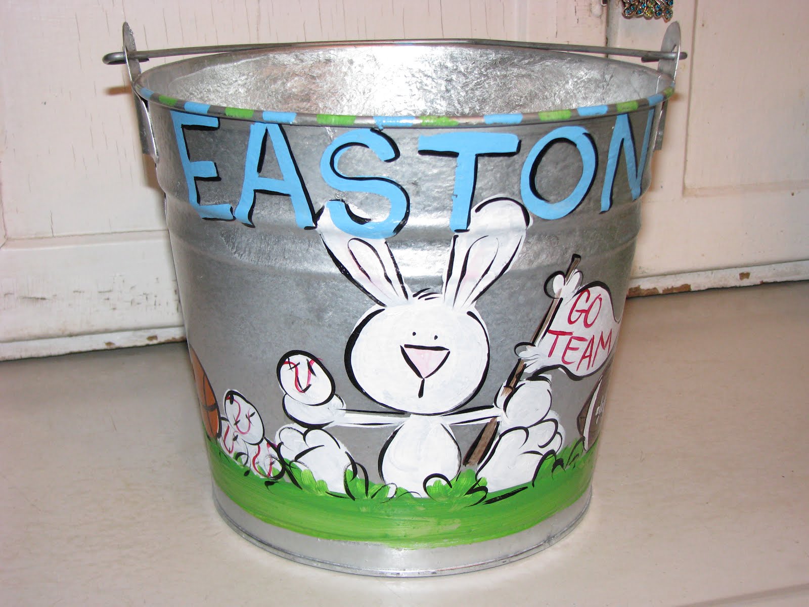 Ooh Wee Designs: Easter Buckets