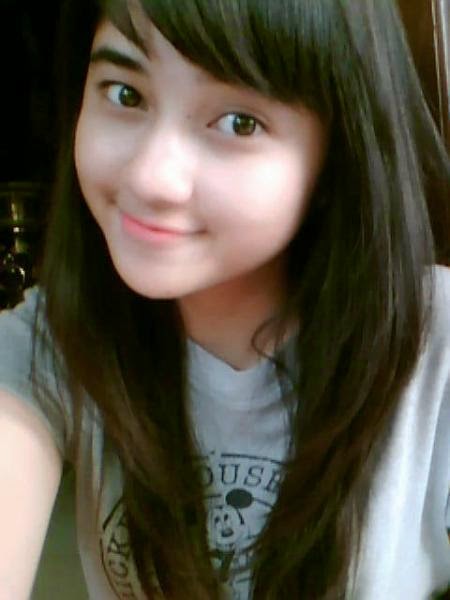 Kumpulan Foto Cewek Cantik SMP Cute Abis!!! ~ "Waroeng-Kucing" Tempatnya Nongkrong Anak Muda