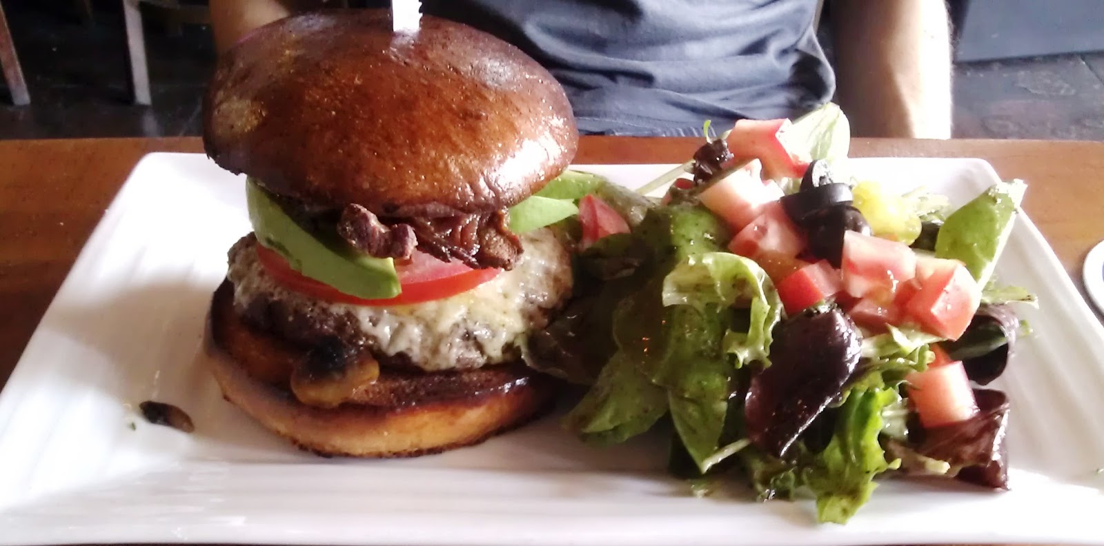 Honest and Accurate Burger Reviews by TheBurgerBusters: Snake Pit Ale ...