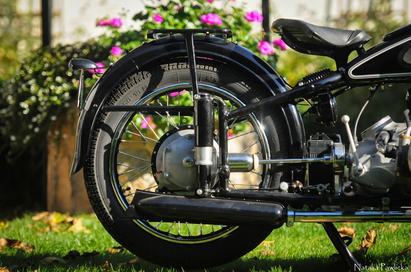 My motorcycle journal: BMW R66 1939