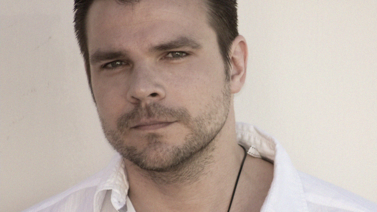 TRANCE 4 YOU: ATB feat. Ramona Nerra - Never Give Up (Official Video ...