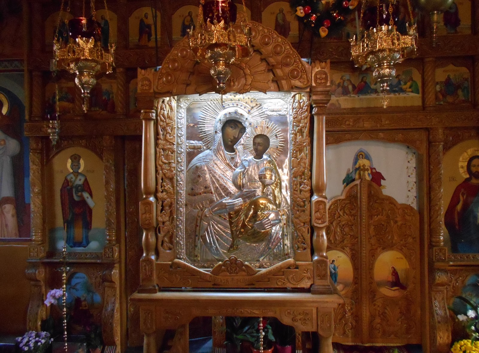 Ortodoxia.ro: Pustnicii din Muntele Rarău și Romania