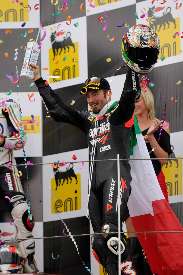 Racing Cafè: Max Biaggi World Champion SBK 2012