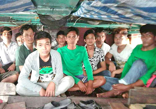 Gerrit Tienkamp (Peter.BKK) : 16 Myanmar workers rescued from Malaysian ...