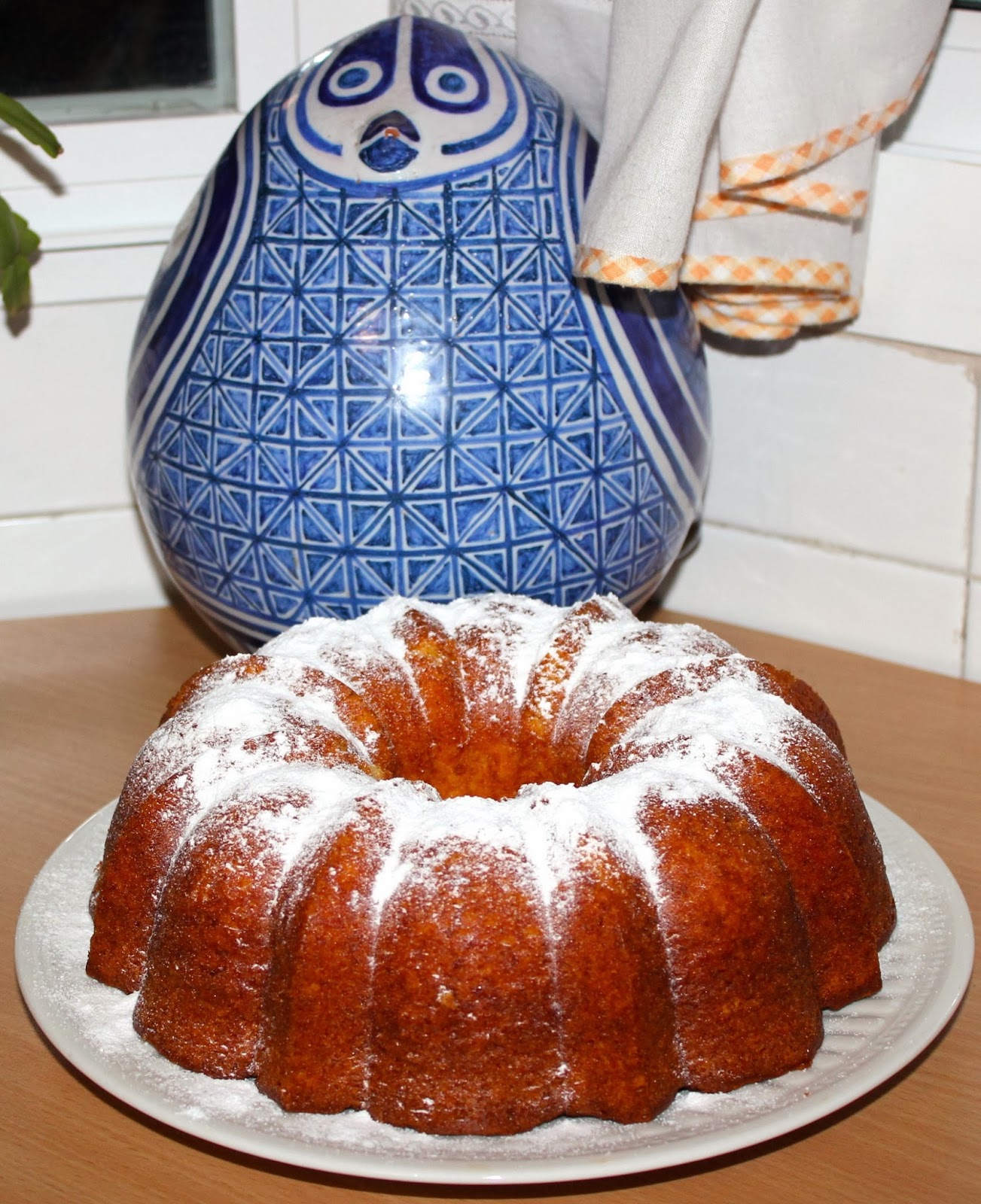 Cocinar es vivir y Bordar también: Bundt cake de pomelo / Grapefruit ...