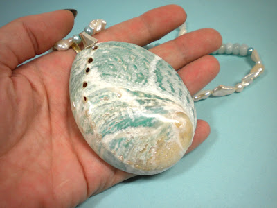 Del's Shells: Seashell Statement Necklaces