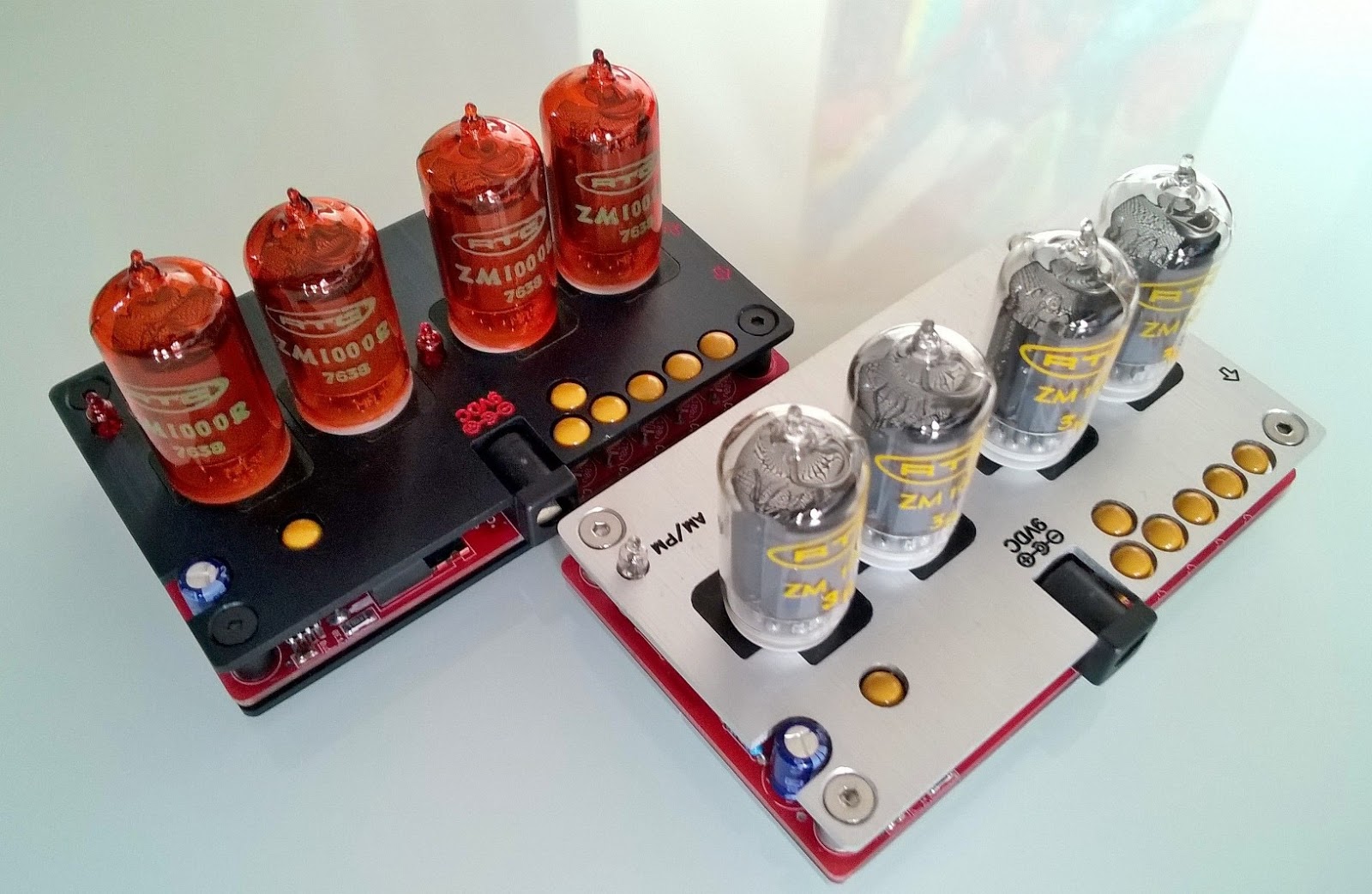 betatronics: The ZM1000 Nixie tube clock: The new look