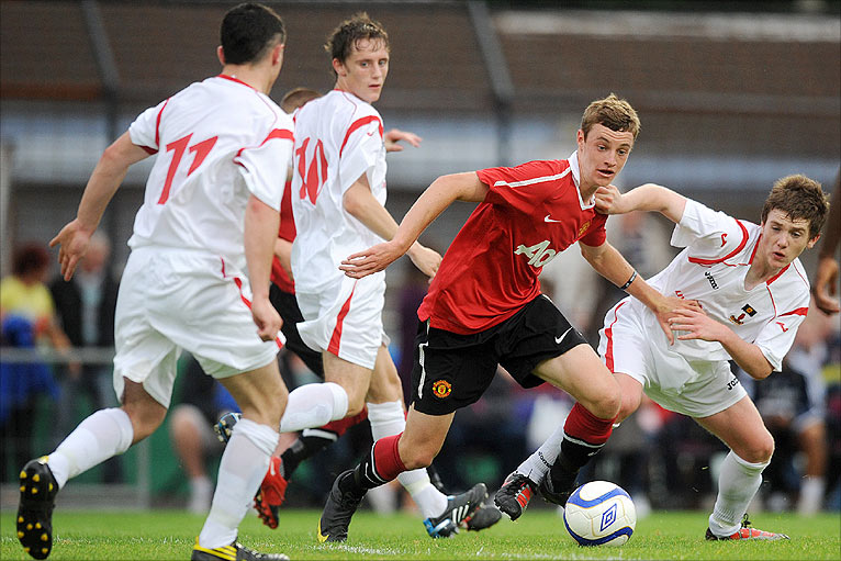 William Keane Profile and Images | FOOTBALL STARS WALLPAPERS