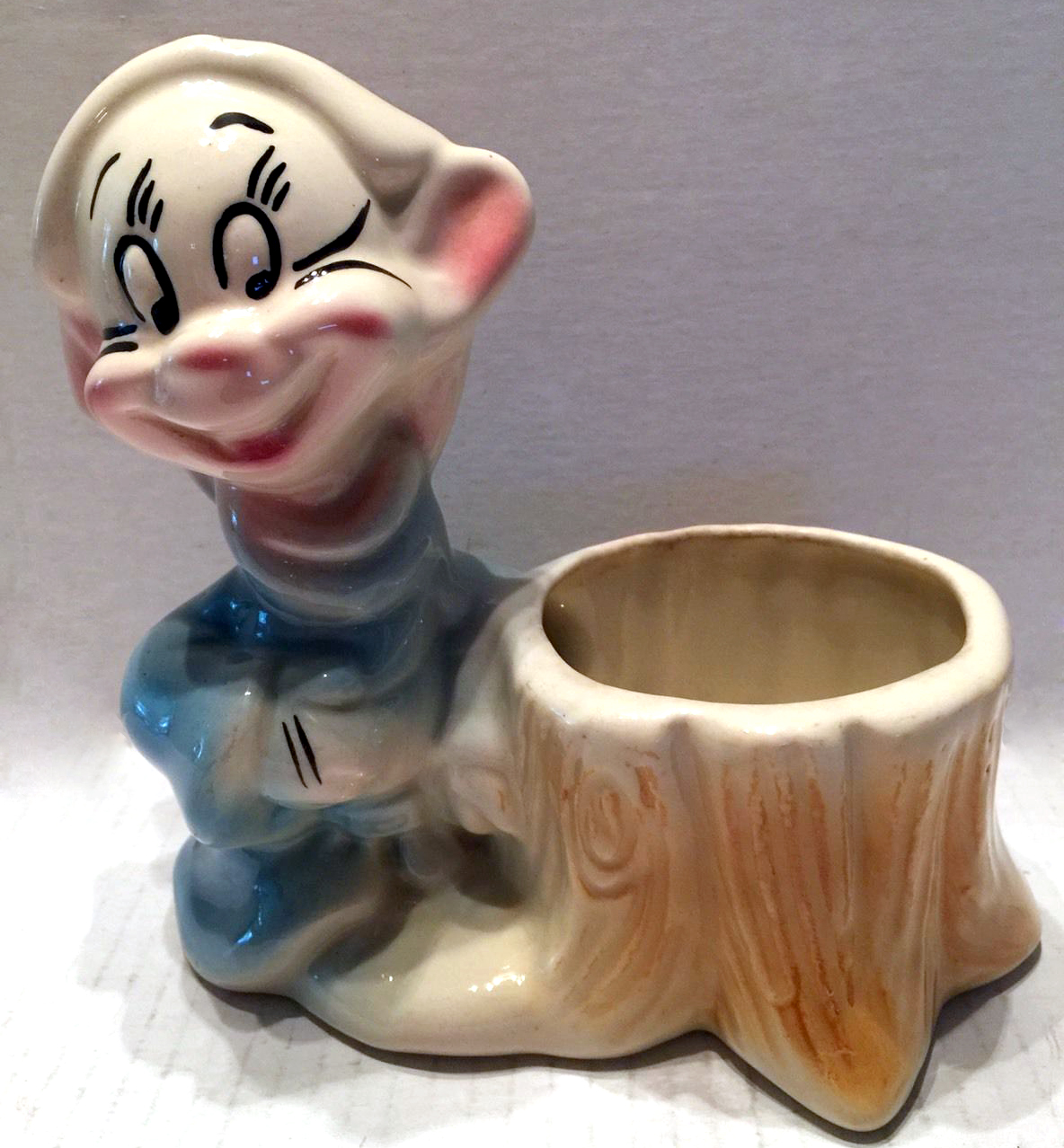 Filmic Light - Snow White Archive: Leeds Snow White Ceramic Planters