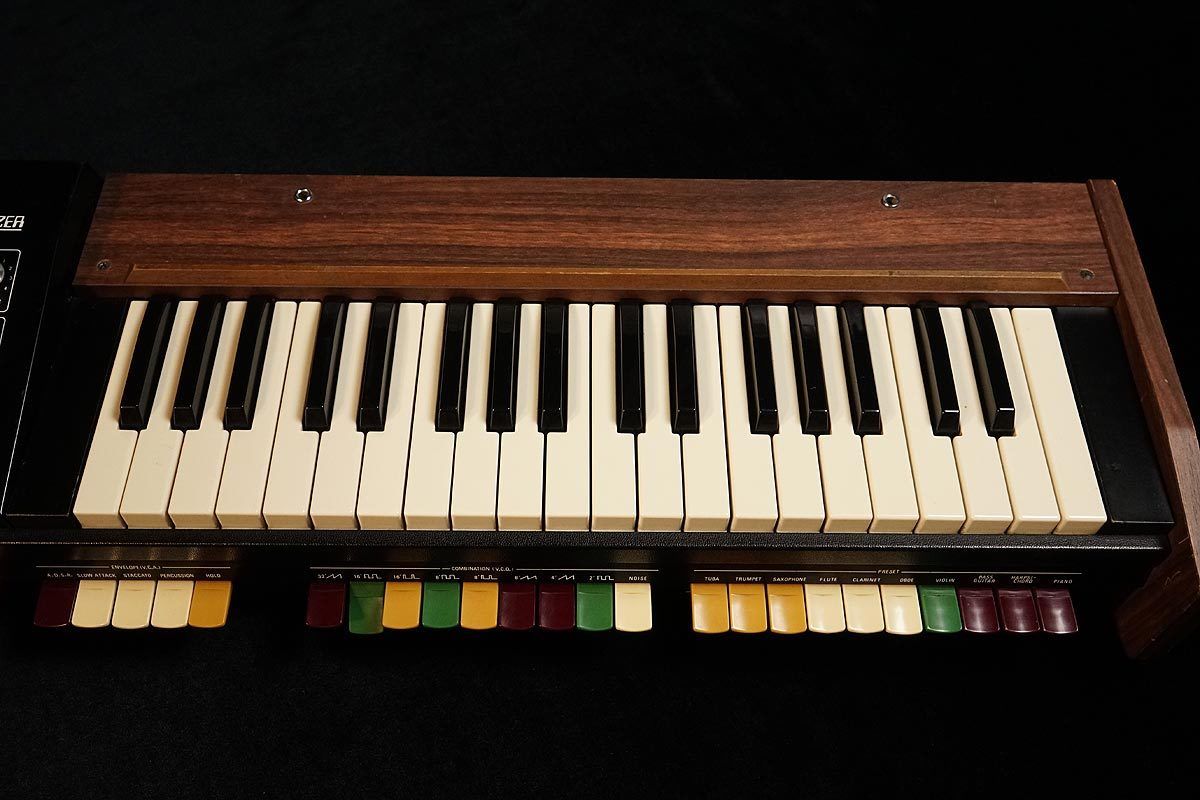 MATRIXSYNTH: Roland SH-1000 Monophonic Synthesizer 1973 1st Gen S/N 213692