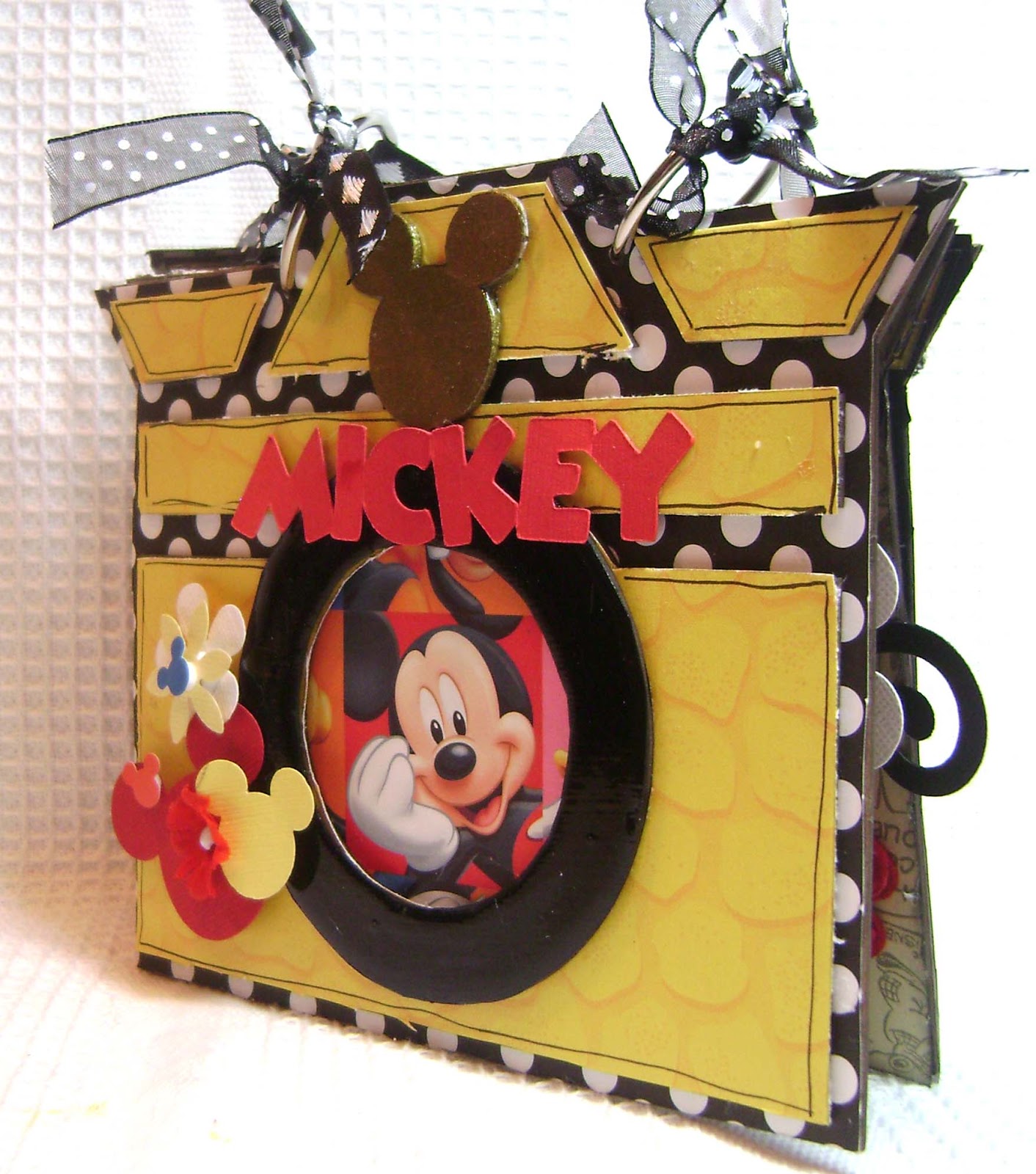 KitsNbits: Mickey Mouse Camera Album