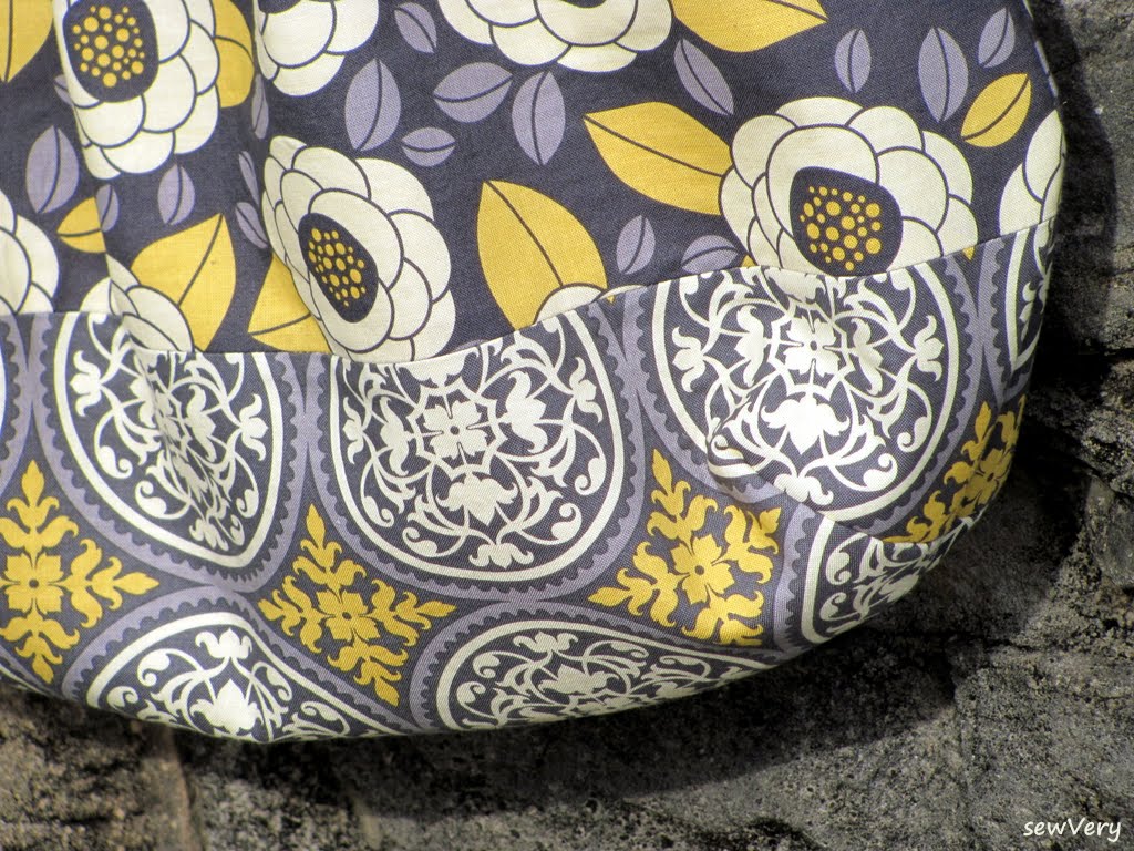 sewVery: The Teardrop Bag