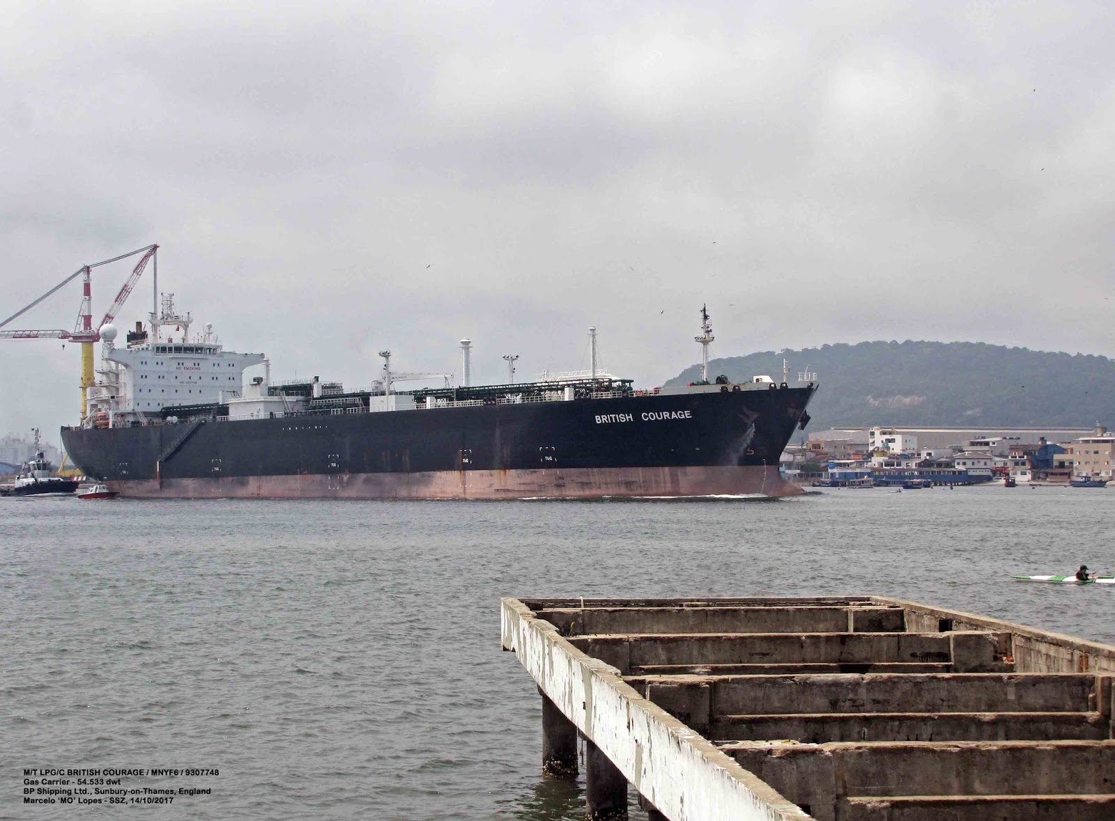 Santos Shiplovers: M/T LPG/C British Courage / MNYF6, Leaving Santos ...