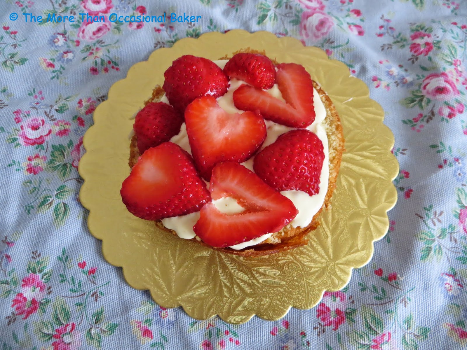 The more than occasional baker: Mini Victoria Sponge