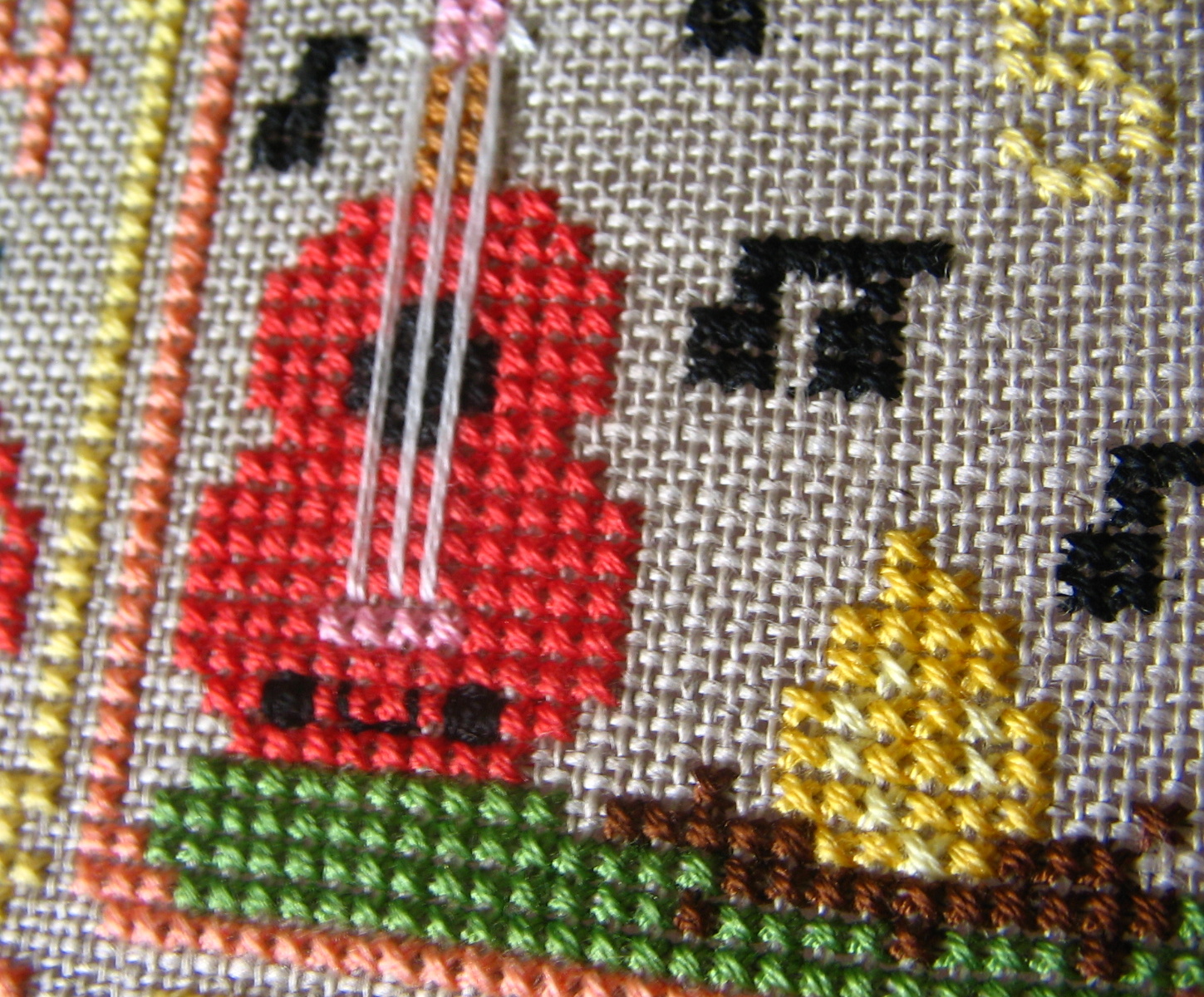 Stitchy Stitcherson: Guitar Strings Tutorial