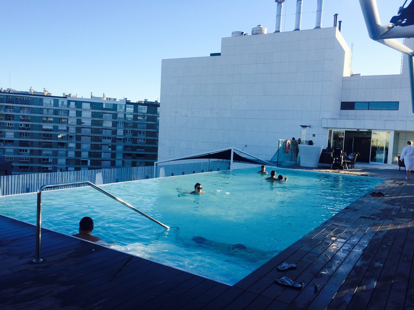 BE ECLECTIC: ROOFTOP SESSIONS, POOL UPGRADE | UPSCALE BAR BY EPIC SANA