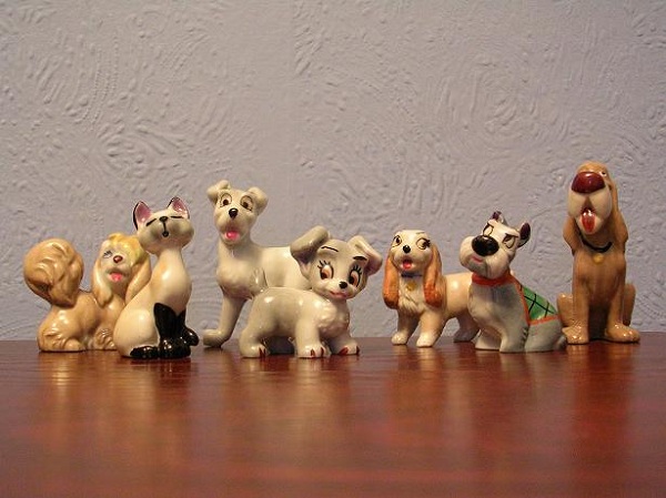 The World Of Collectables: Wade Disney Hat Box Series