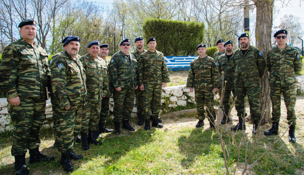 Στα ακριτικά φυλάκια του Έβρου ο Αρχηγός ΓΕΣ Αντιστράτηγος Αλκιβιάδης ...