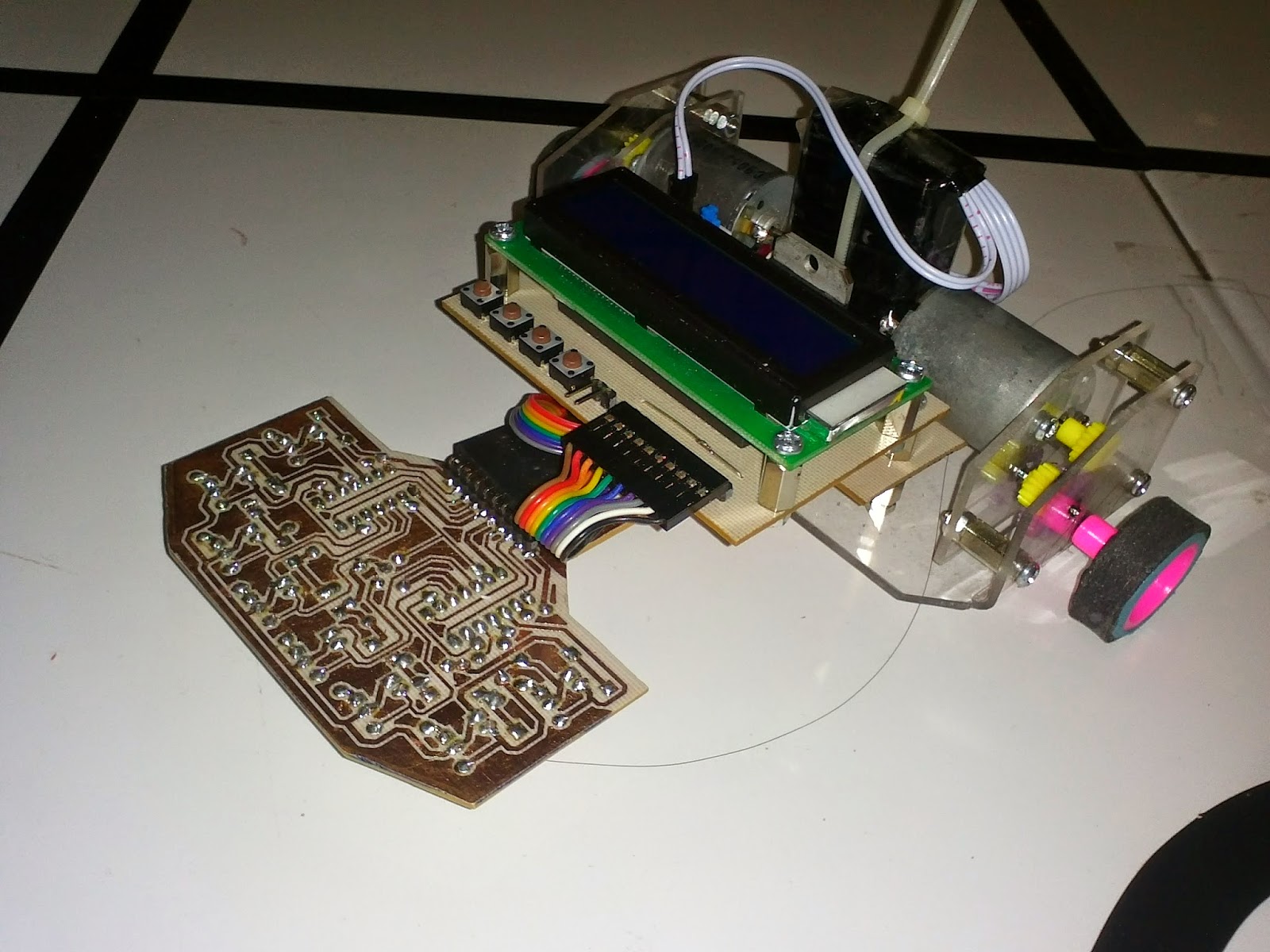 ZRF electronics: Line Follower "Dariyan"