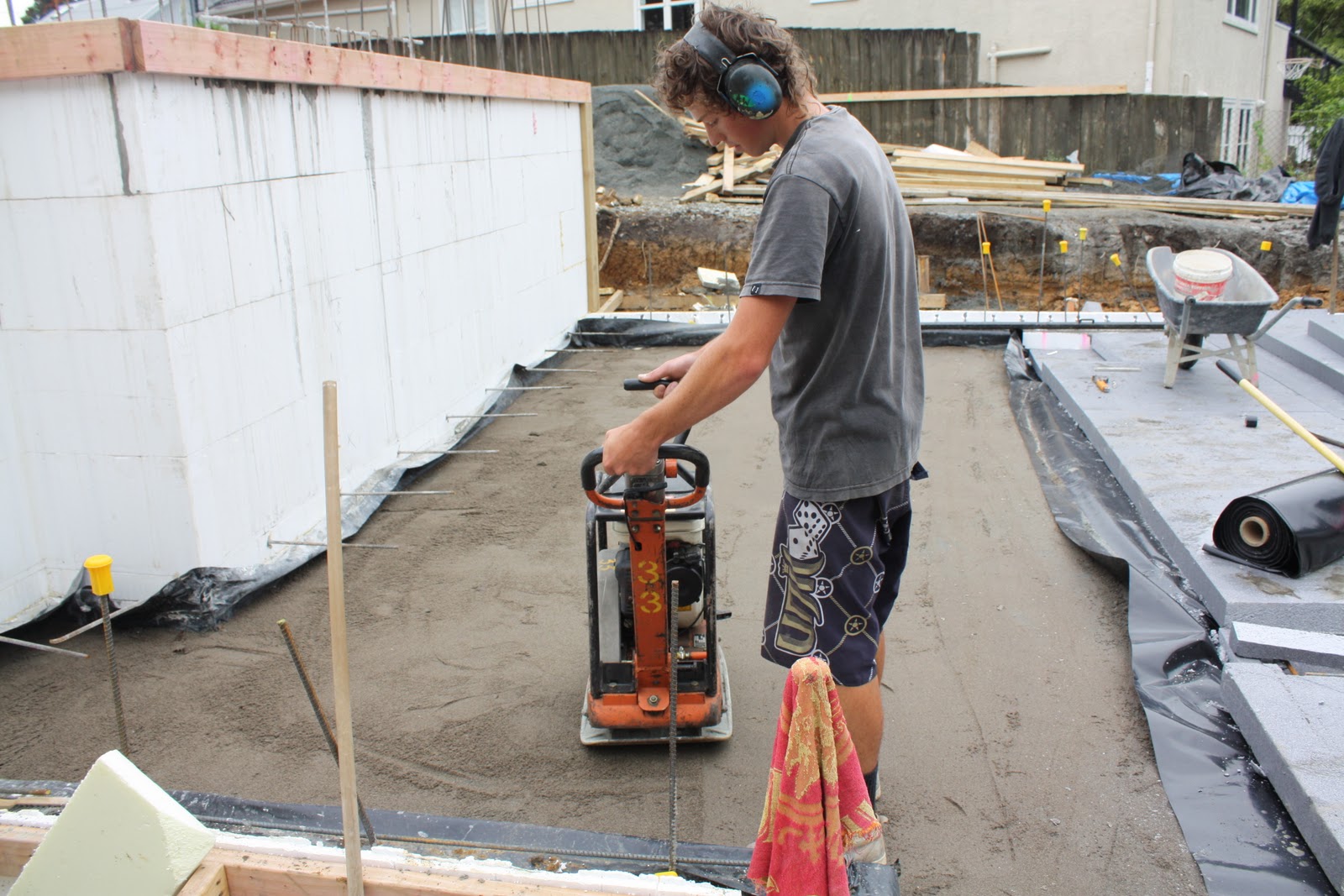 FLOOR SLAB - FIRST POUR | The New Zealand's First Passive House